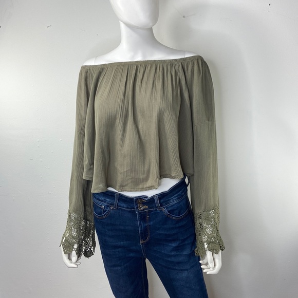 Haute Monde | Tops | Haute Monde Off Shoulder Green Peasant Crop Blouse ...